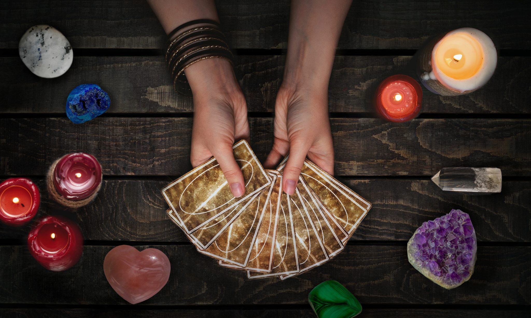 About Oracle Card and Tarot Card Readings – A Phoenix Healing